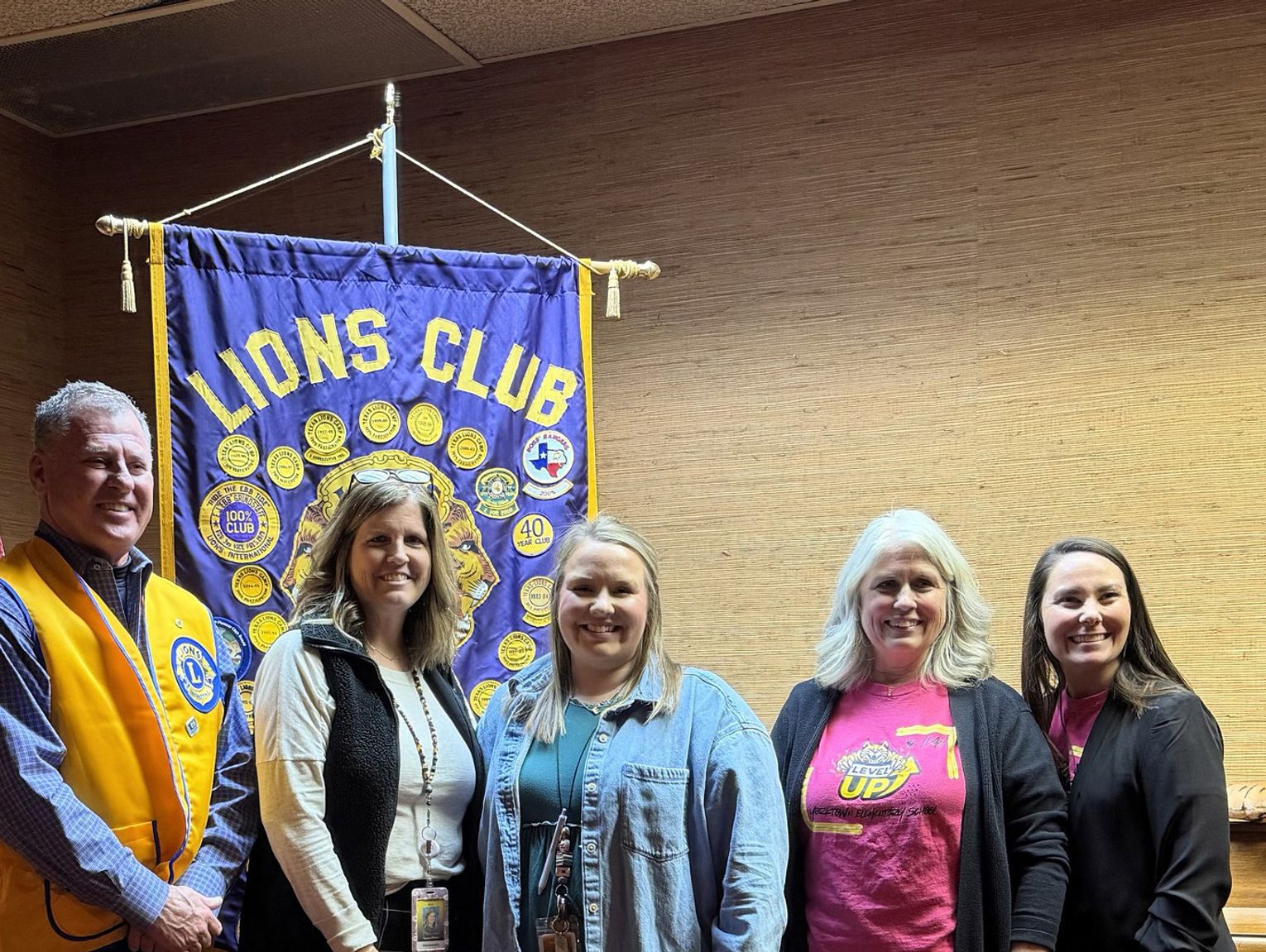 Lions honor Yorktown teachers