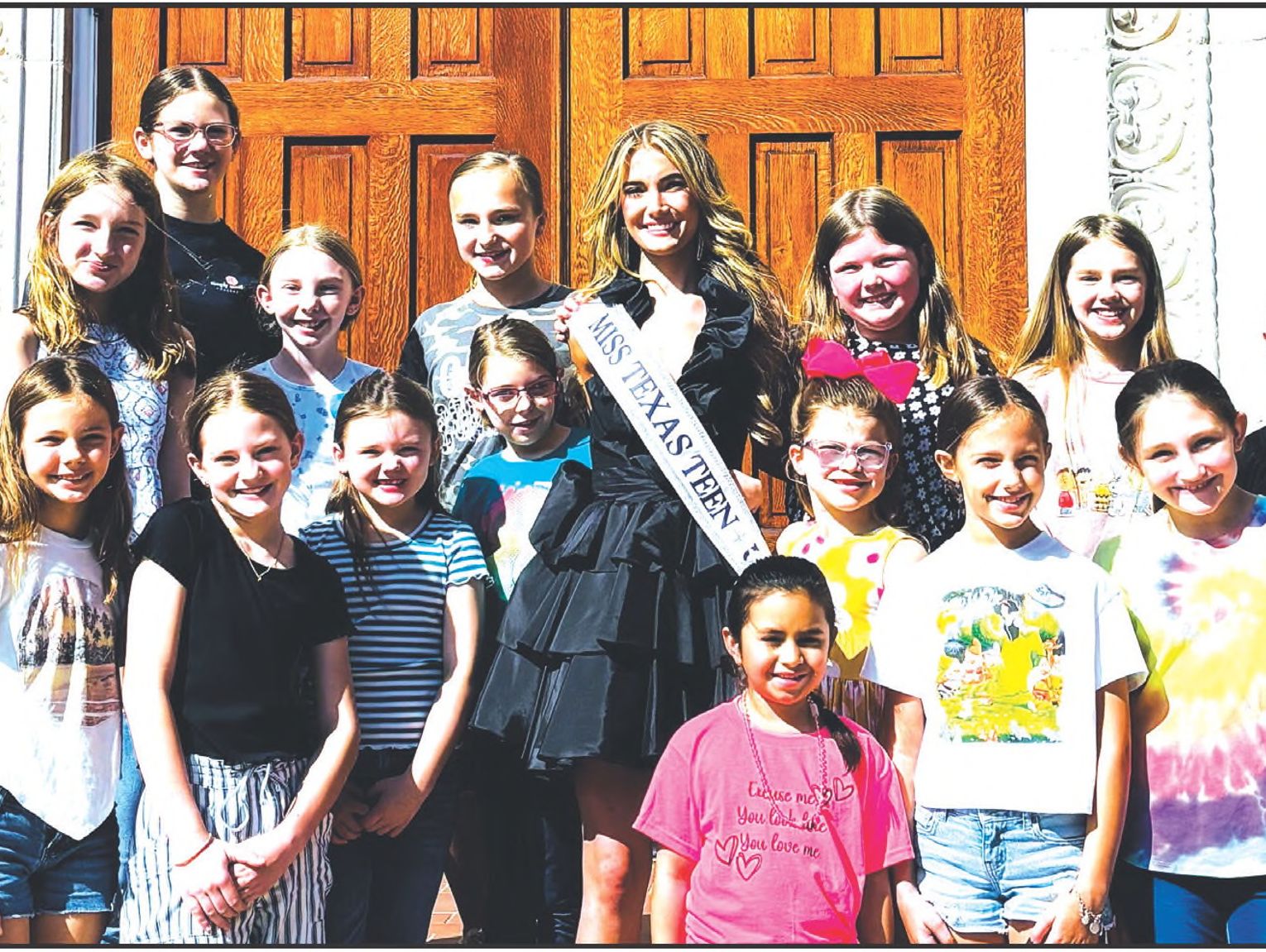 Miss Teen USA visits hospitality program